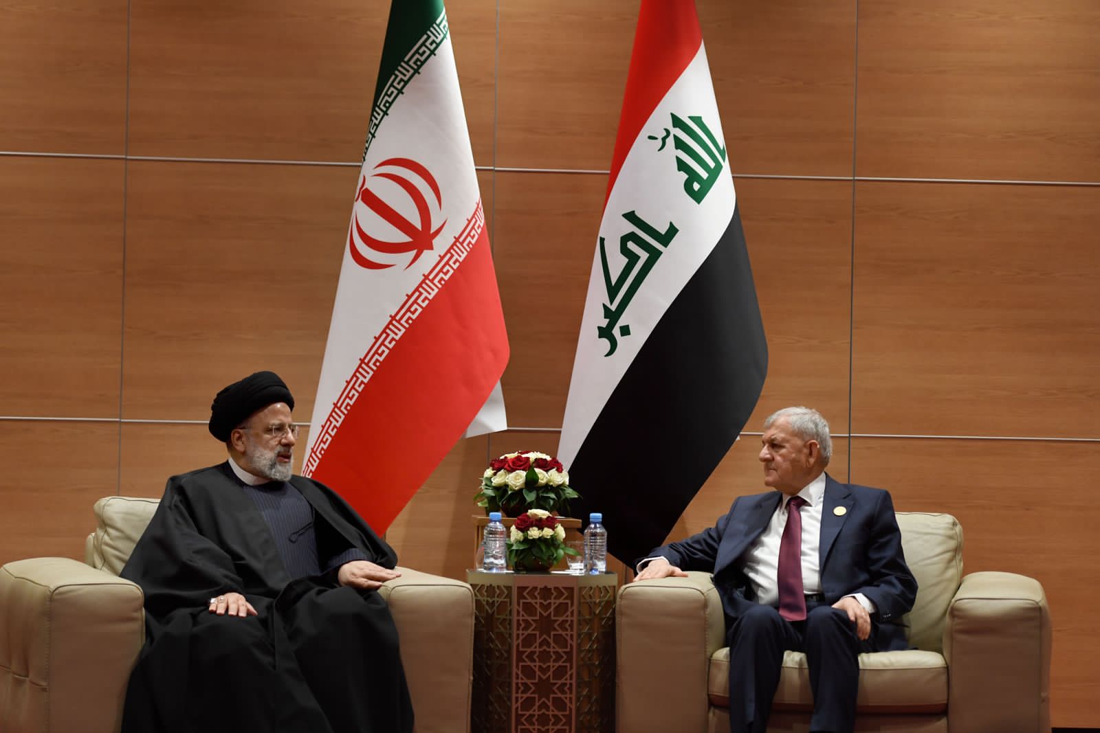 Iraqi president meets with Iranian counterpart in Algeria
