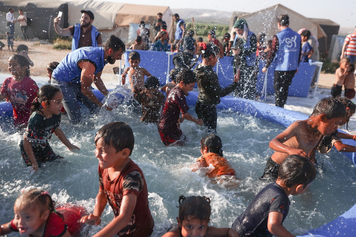 Mobile Pools Bring Joy and Relief to Children in War-Torn North Syria Camps