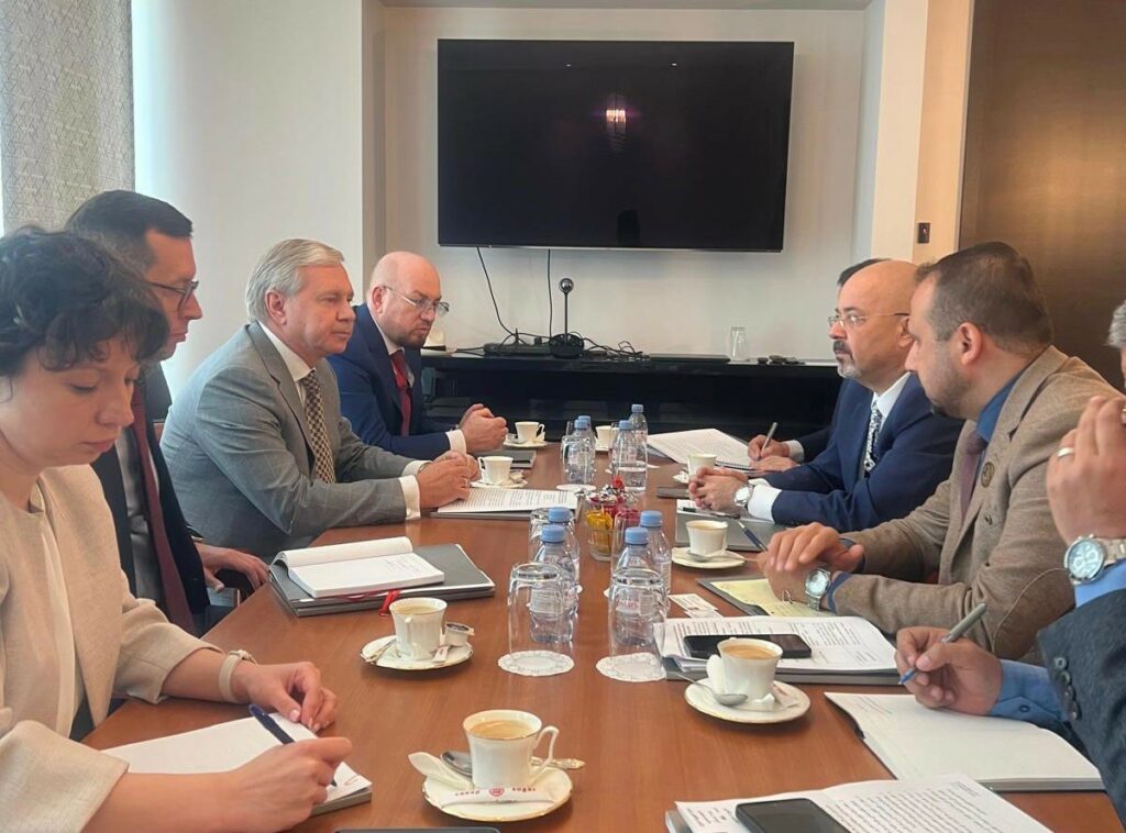 Iraqi Ambassador and Moscow Officials Discuss Strengthening Economic ...