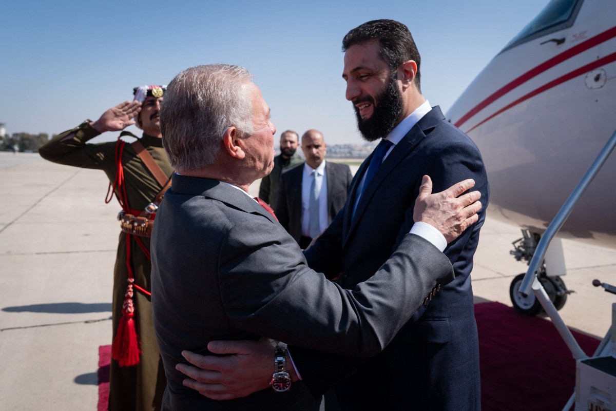 Interim Syrian President Ahmad al-Sharaa Arrives in Jordan for Talks ...